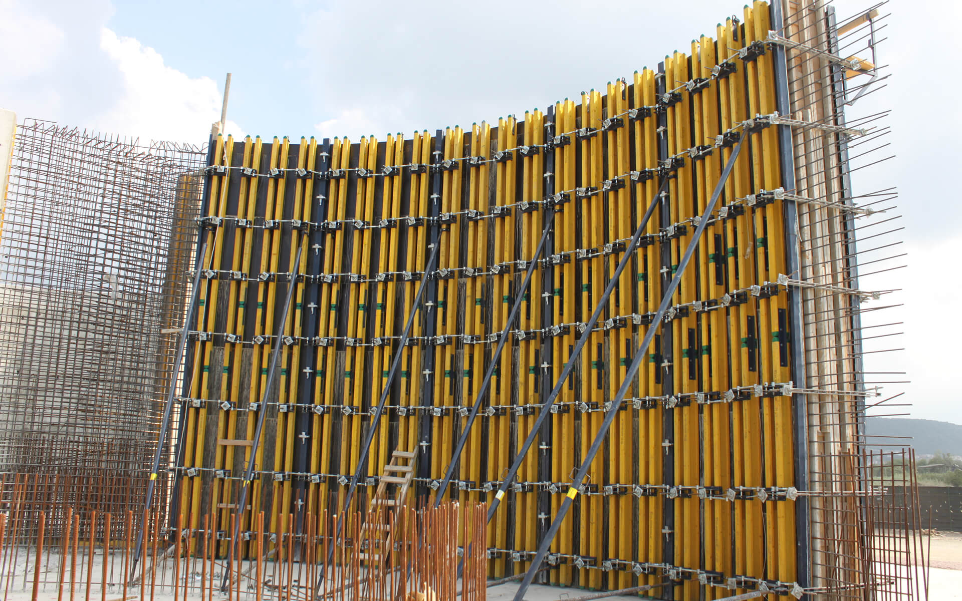 TIMBERFORM-DP / CIRCULAR WALL FORMWORK - Özler İskele